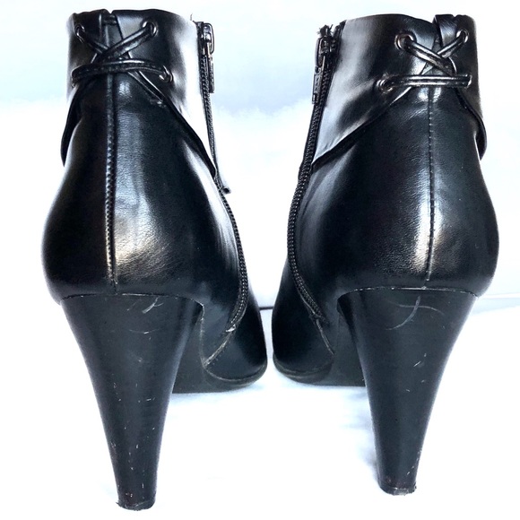 croft & barrow | Shoes | Croft Barrow Black Tracy Booties Boots Sz 8 ...